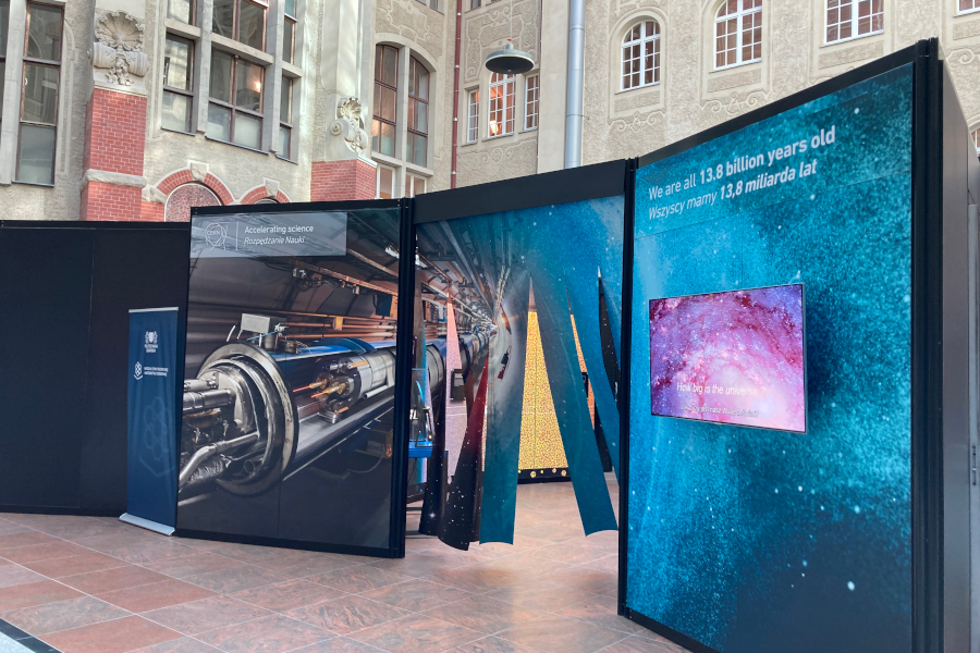 Wystawa CERN już jest w Gdańsku - przyjdź i zobacz ją osobiście | FTiMS - Politechnika Gdańska